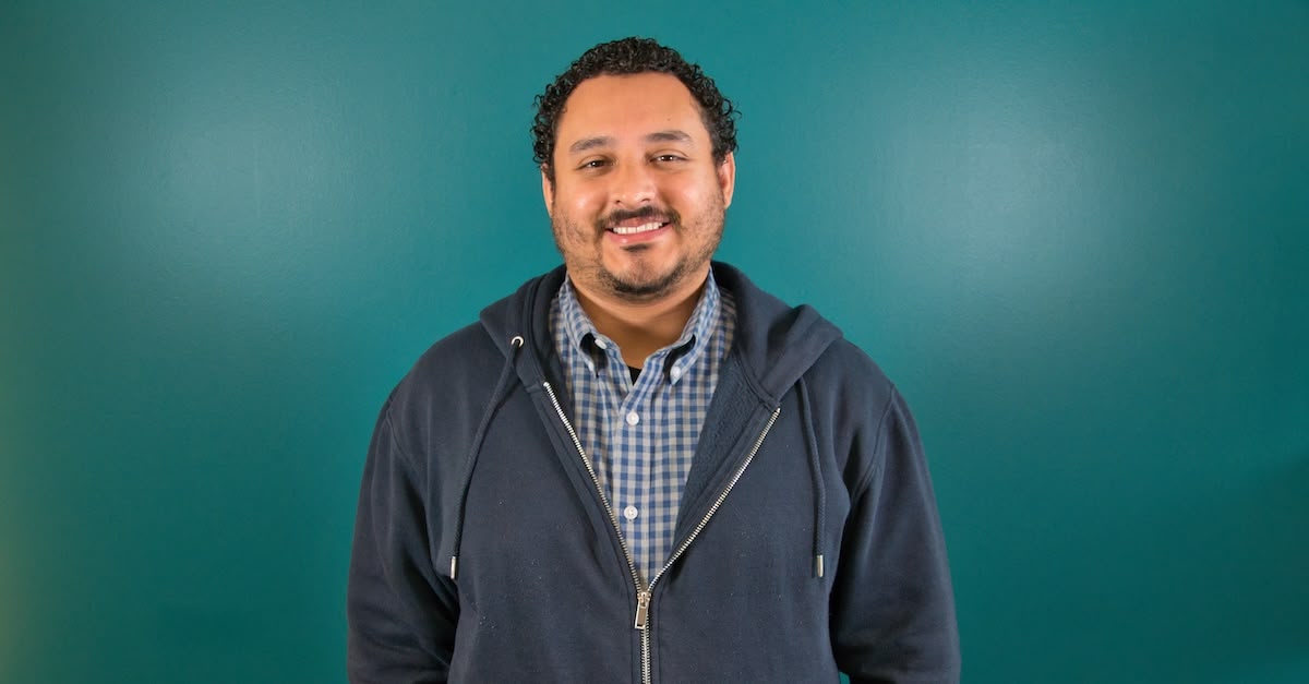 Oscar Sermeno - Latino Male Therapist in Long Beach, CA